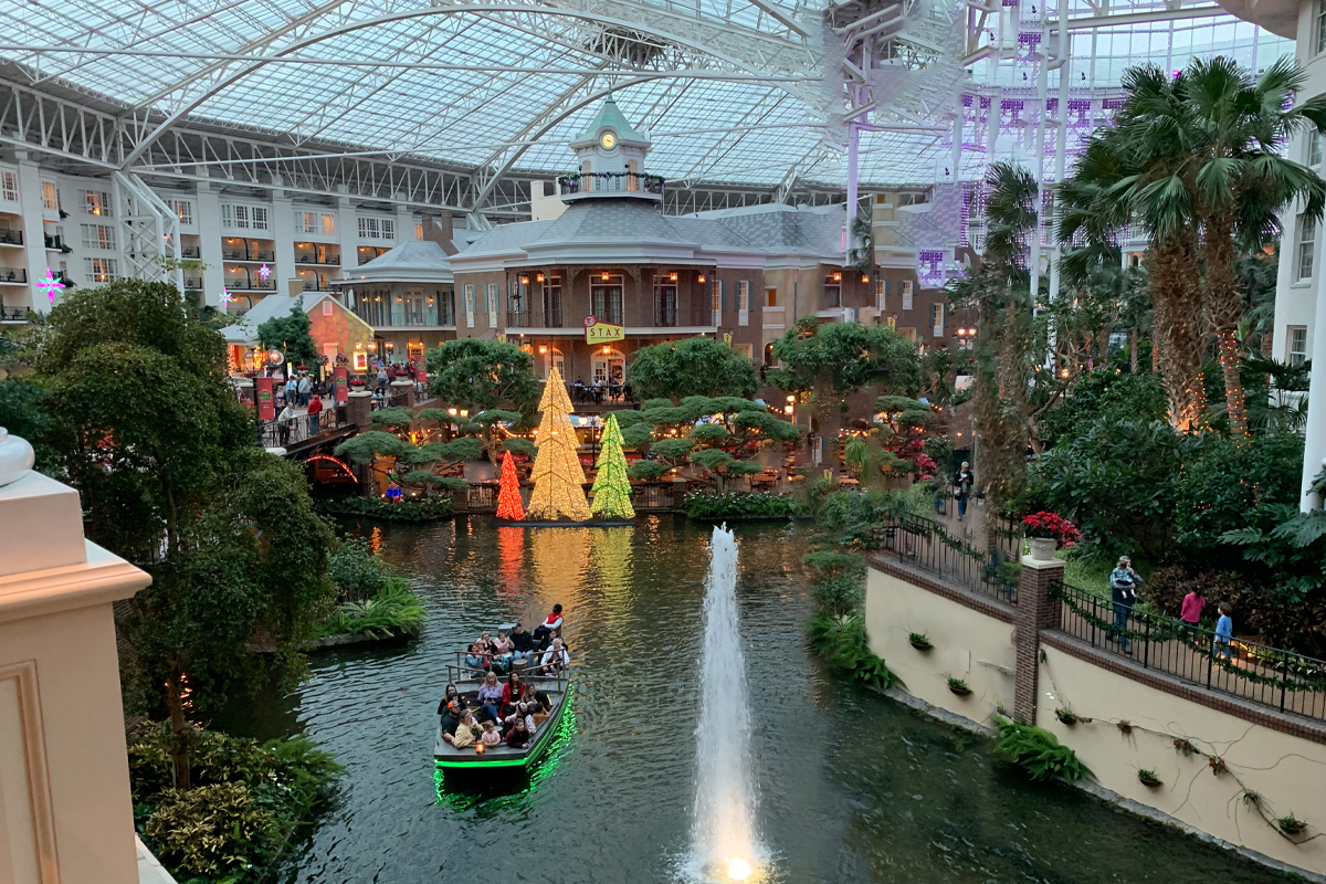 Opryland After Christmas (2025) | Christian Tours – Motorcoach/Bus ...
