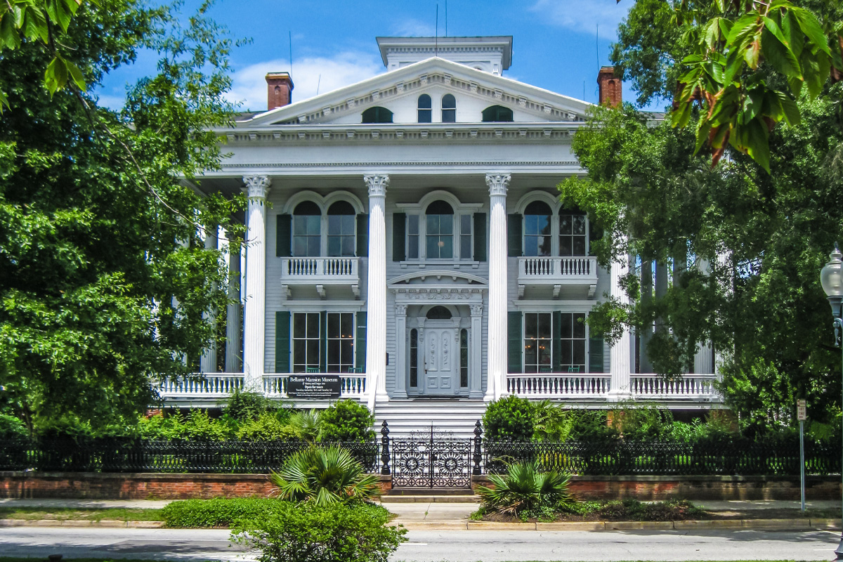 Wilmington Azalea Festival (2026) | Christian Tours – Motorcoach/Bus ...